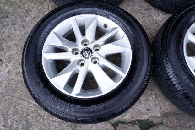 Innova stock mags and tires, Car Parts & Accessories, Mags and Tires on ...