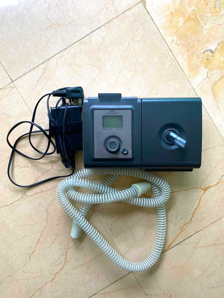 PHILIPS CPAP & HEATED TUBE HUMIDIFIER + EXTERNAL BATTERY, Health ...