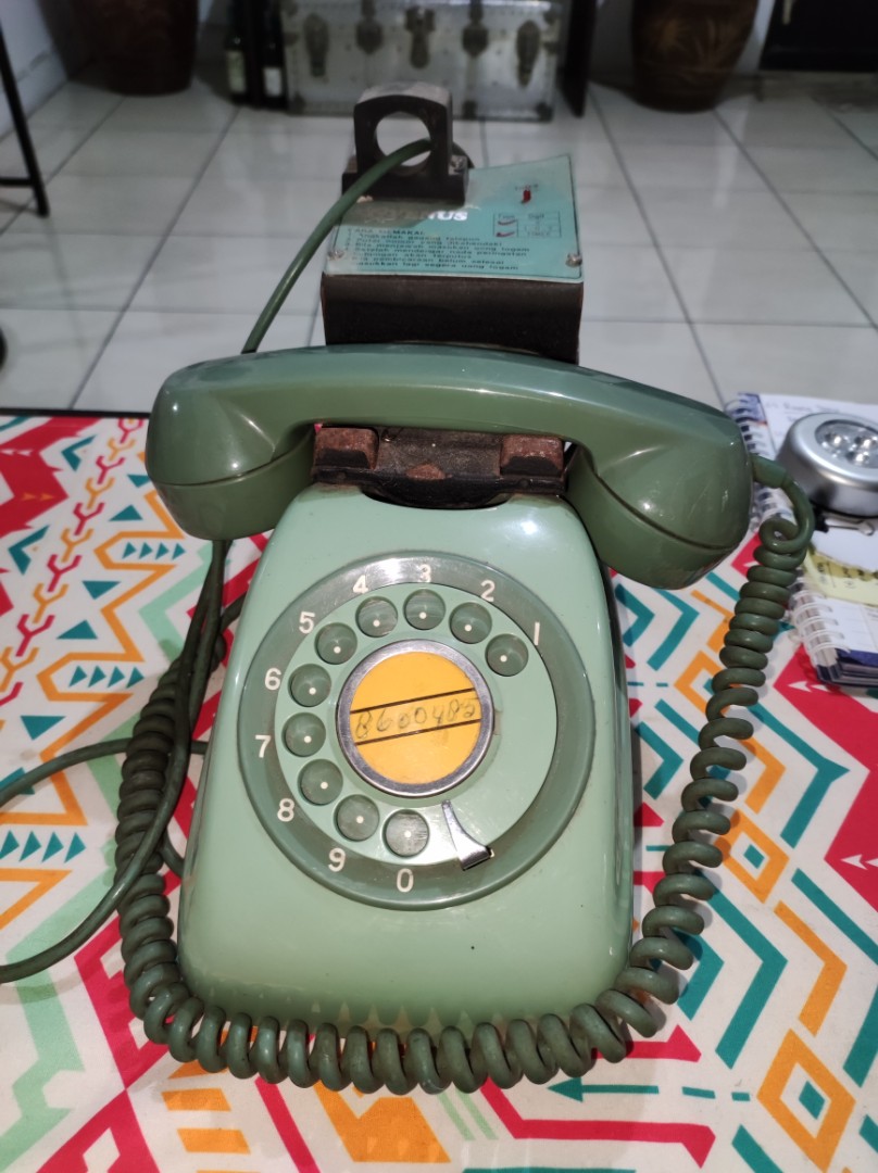 Telepon Antik Jadul, Antik, Furnitur di Carousell