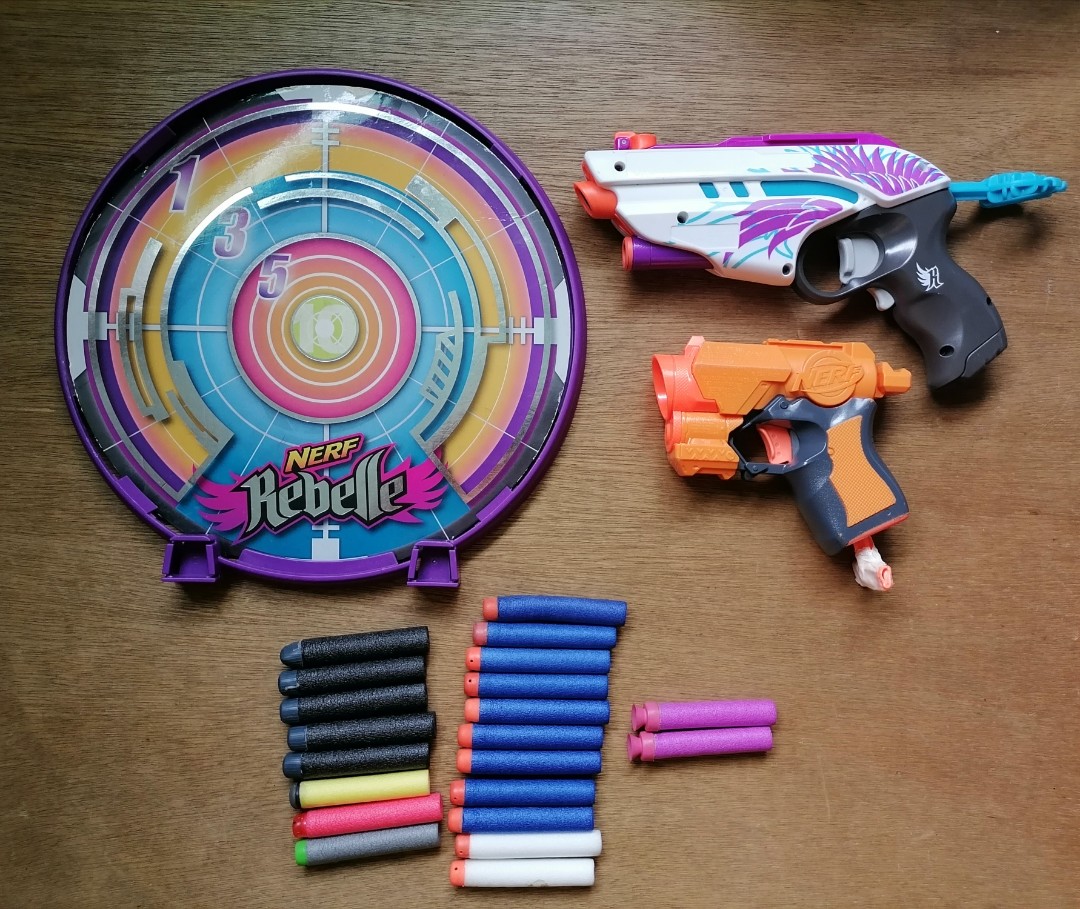 2 NERF BLASTERS & TARGET, Hobbies & Toys, Toys & Games on Carousell