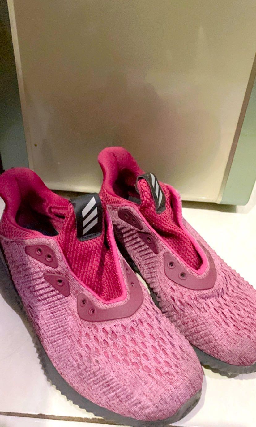 Adidas Alphabounce original NET, Fesyen Wanita, Sepatu di Carousell