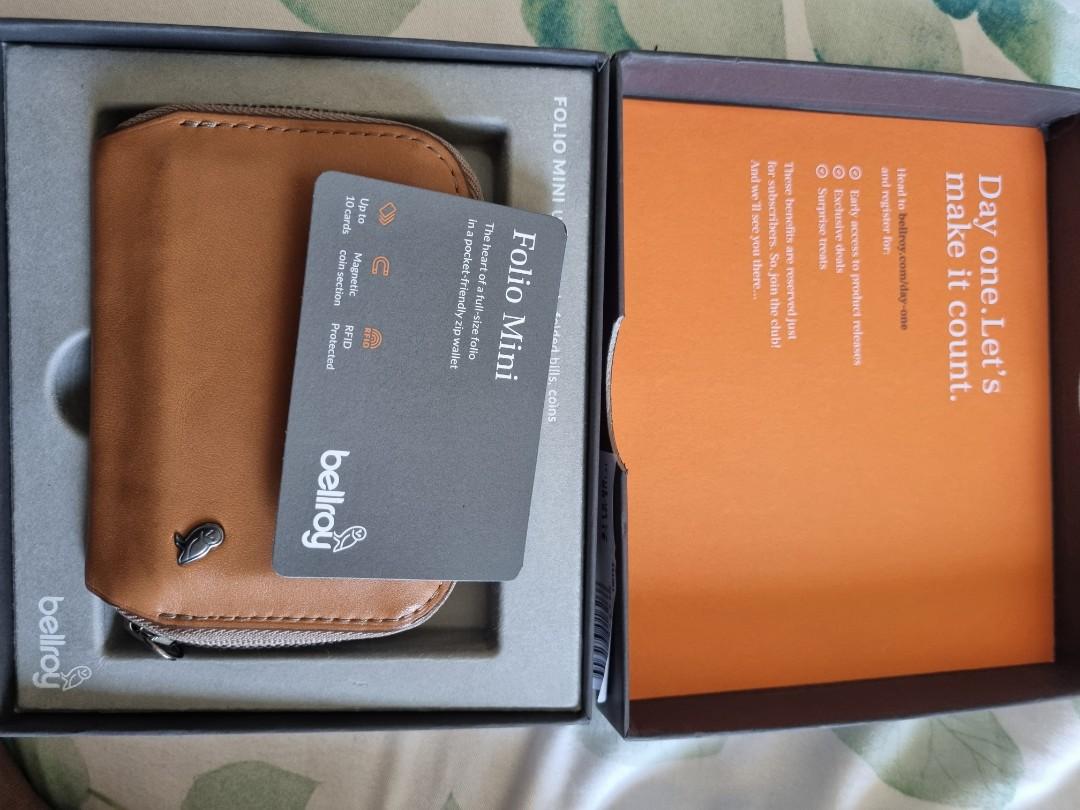 Bellroy Folio Mini, Women's Fashion, Bags & Wallets, Wallets & Card ...