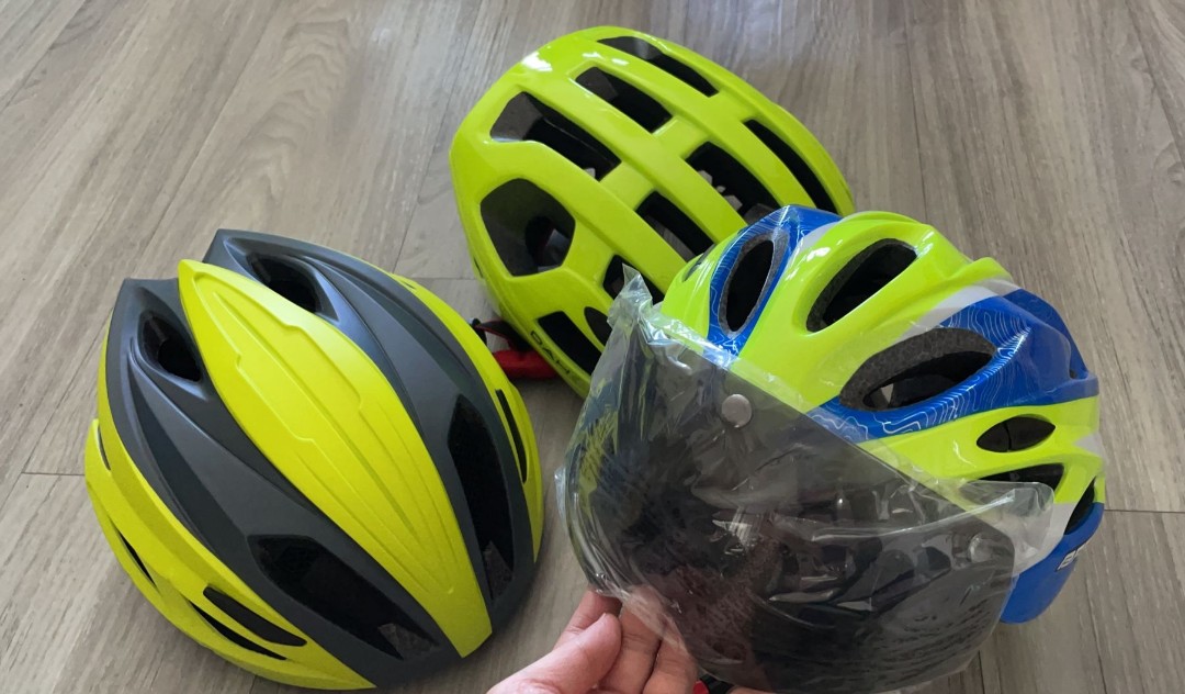 Dahon helmet, Sports Equipment, Bicycles & Parts, Parts & Accessories ...