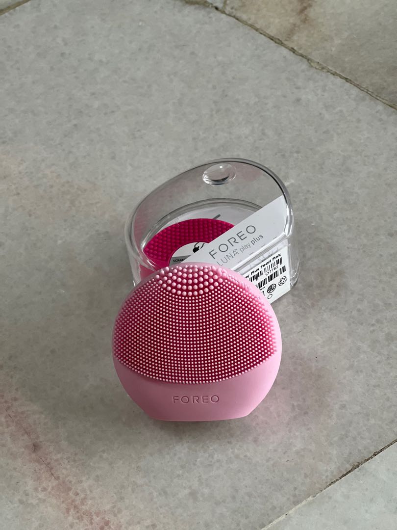 Foreo Luna Play Plus (light pink), Auto Accessories on Carousell