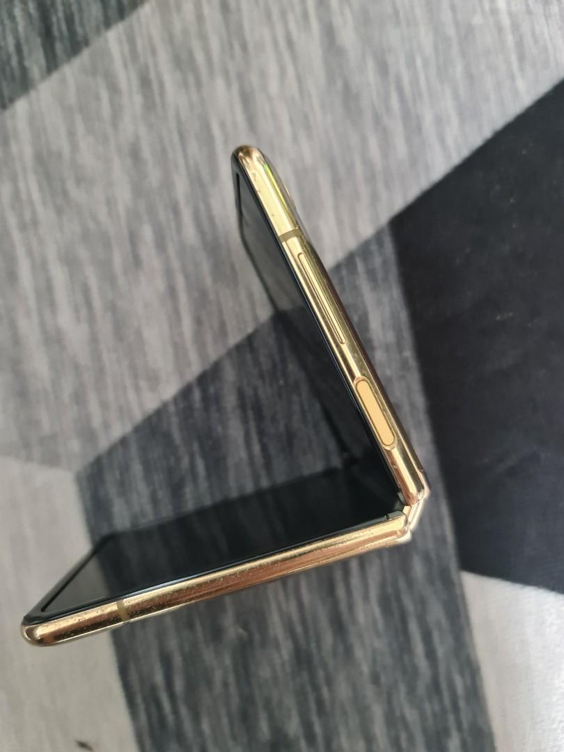 Galaxy Z flip Gold, Mobile Phones & Gadgets, Mobile Phones, Android ...