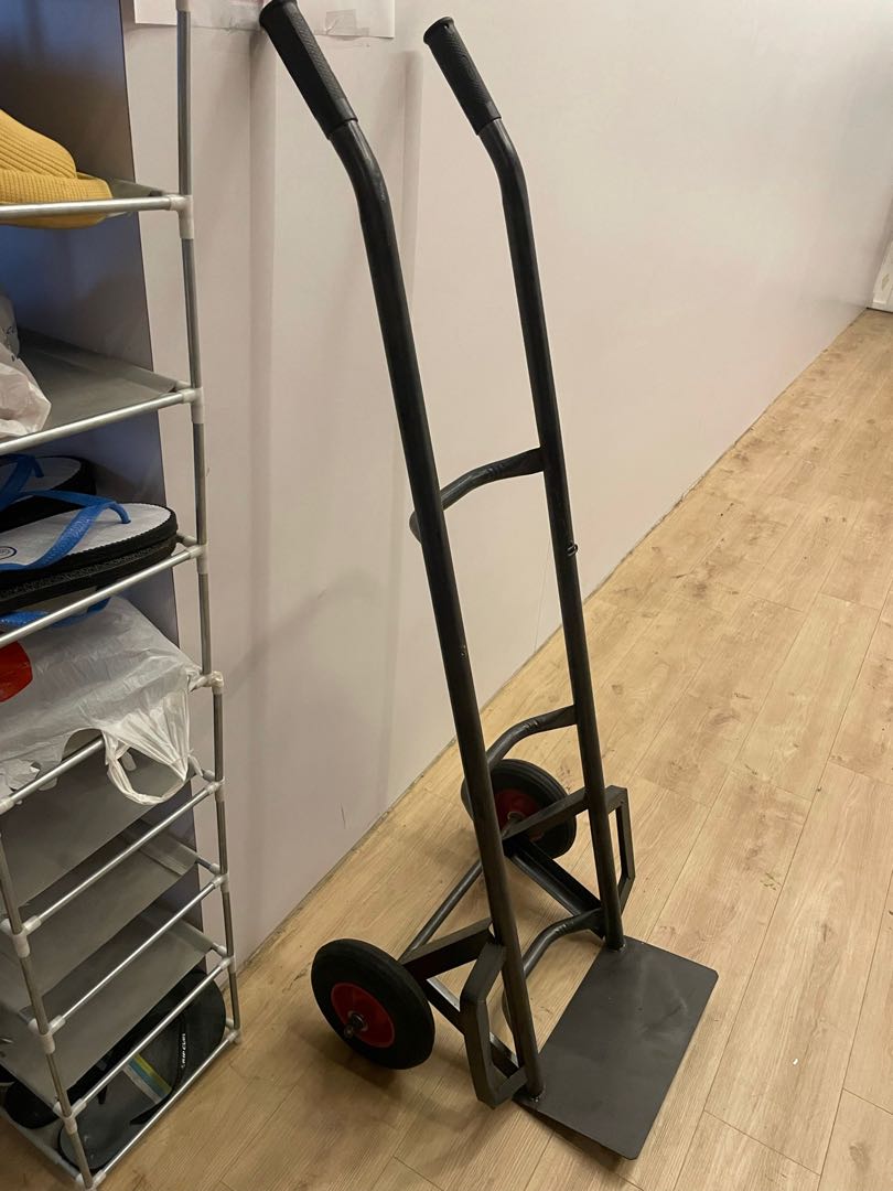 Garang Guni Trolley / heavy duty trolley, Everything Else on Carousell