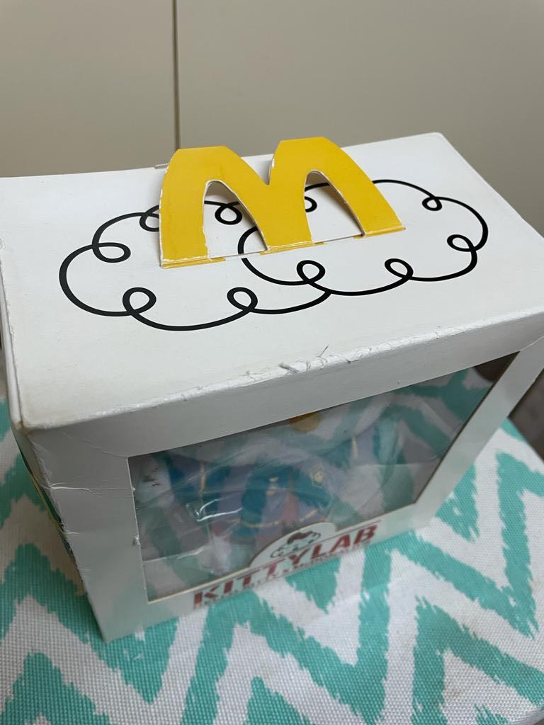 Hello Kitty kitty lab sanrio 絕版 公仔, 興趣及遊戲, 玩具 & 遊戲類 - Carousell