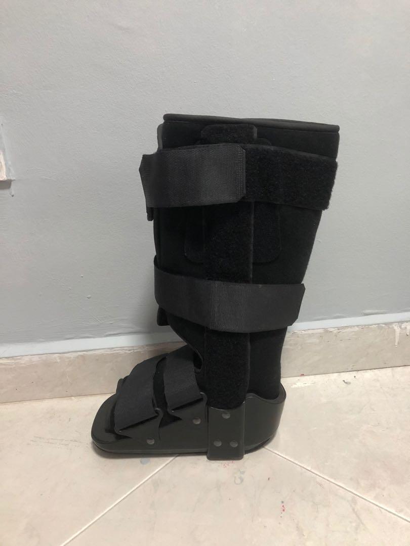 Leg cast boot, Health & Nutrition, Assistive & Rehabilatory Aids ...