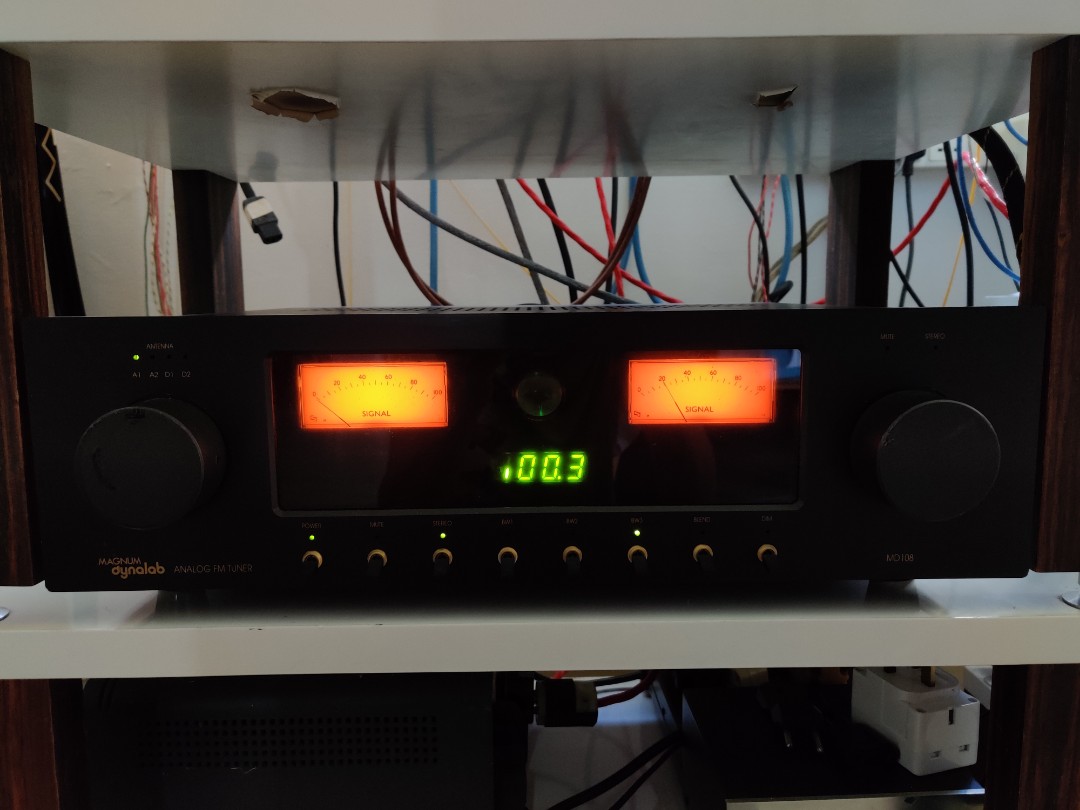 Magnum Dynalab Analog FM Tuner MD-108, Audio, Other Audio Equipment on ...