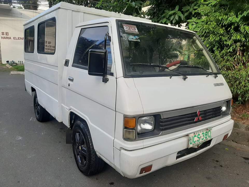 Mitsubishi L300 FB Dual Aircon Power Steering Stainless Body Good ...