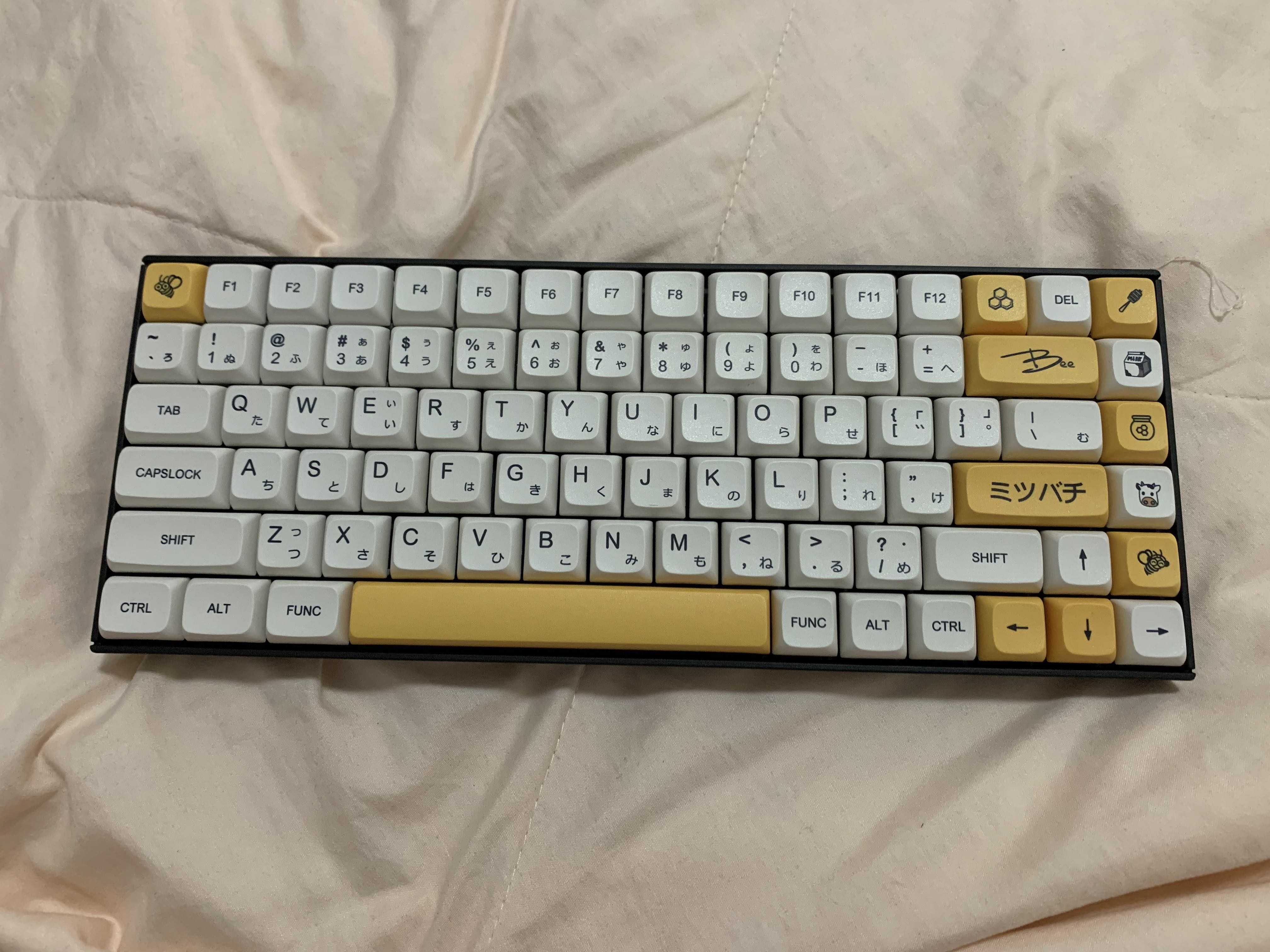 PBT XDA Honey Milk Bee ANSI Layout Keycaps, Computers & Tech, Parts ...
