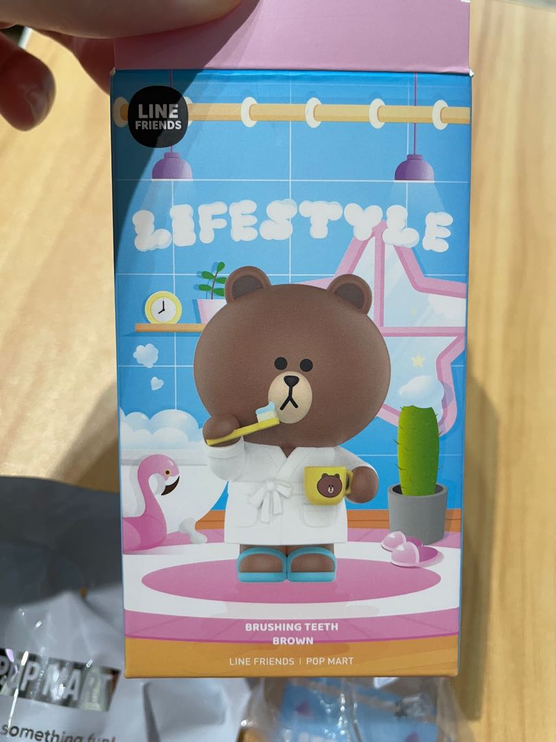 Popmart Line friends Lifestyle - making up Jessica, Hobbies & Toys ...