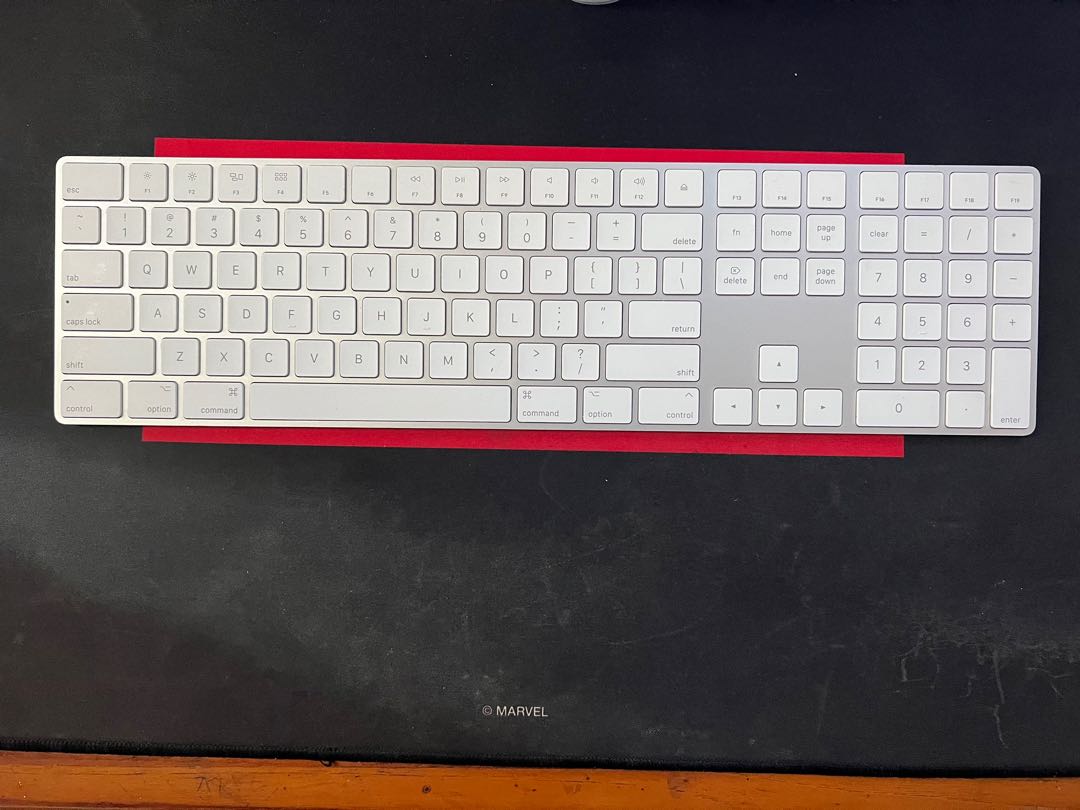 Selling used Apple magic keyboard 2, Computers & Tech, Parts ...