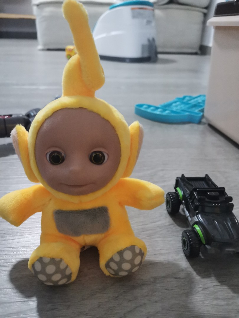 Teletubbies lala plushie, Hobbies & Toys, Toys & Games on Carousell