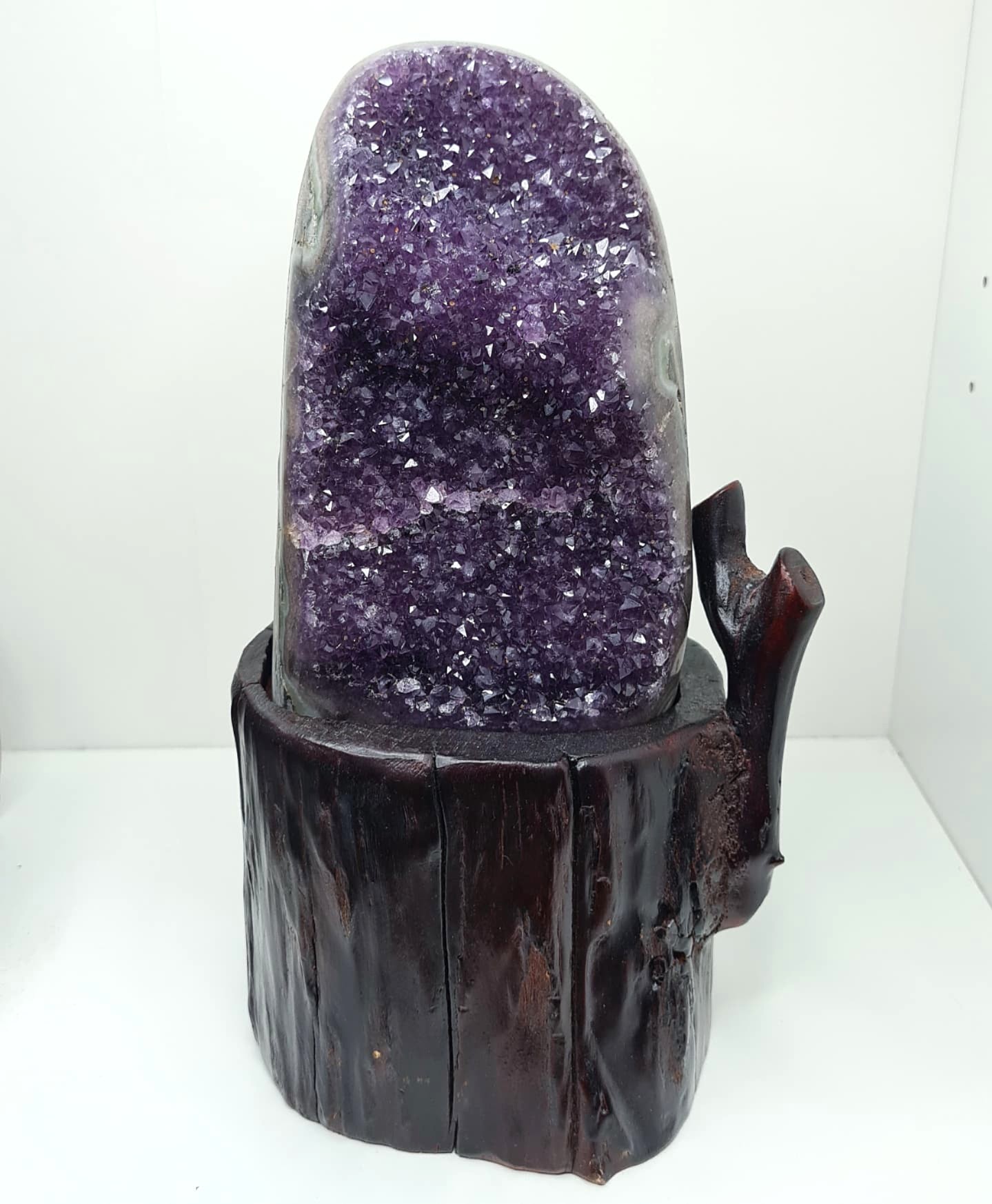 Amethyst Display Specimen with Solid Wooden Stand, Women's Fashion ...