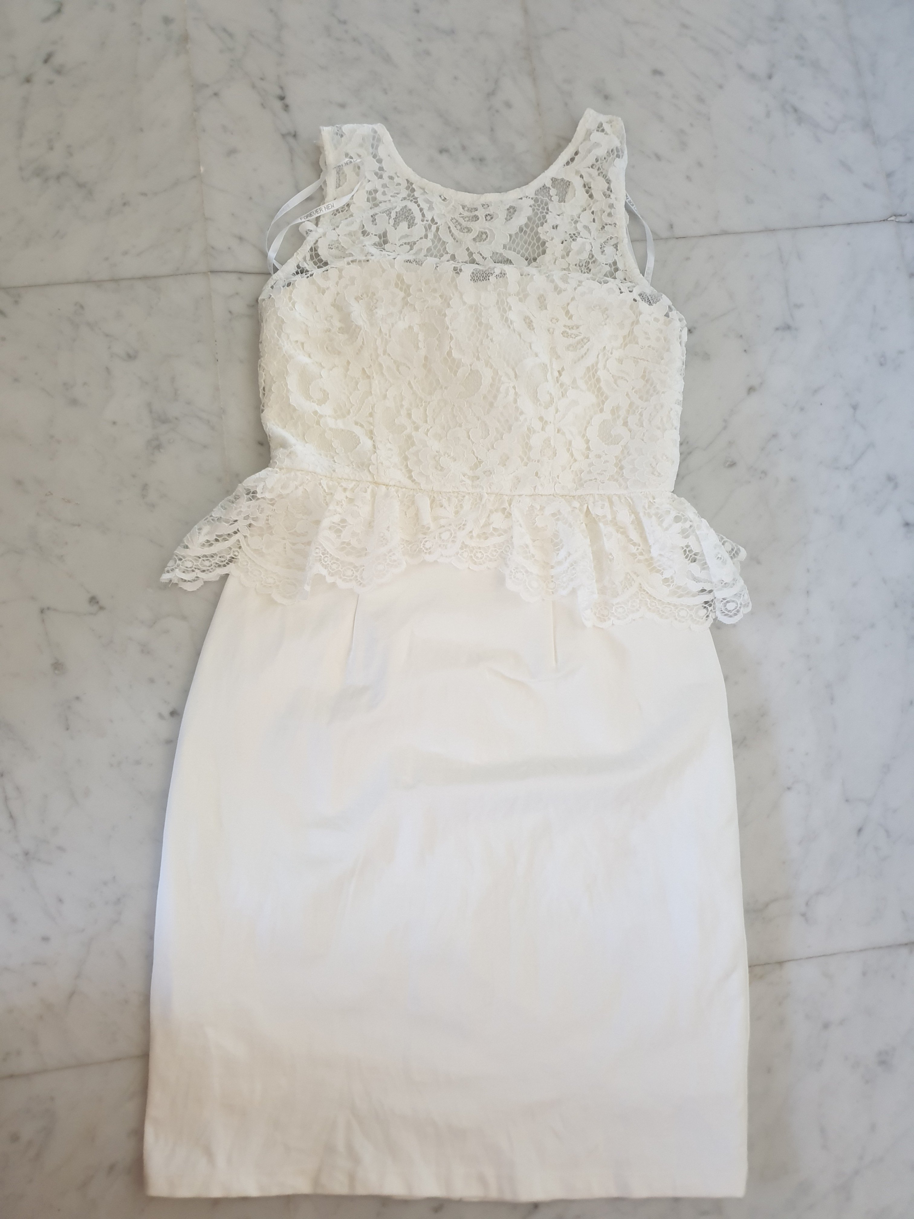 Brand New white lace perfume dress, Women's Fashion, Dresses & Sets ...