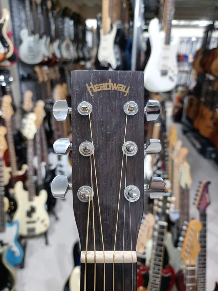 HEADWAY ACOUSTIC GUITAR, Hobbies & Toys, Music & Media, Musical Instruments on Carousell