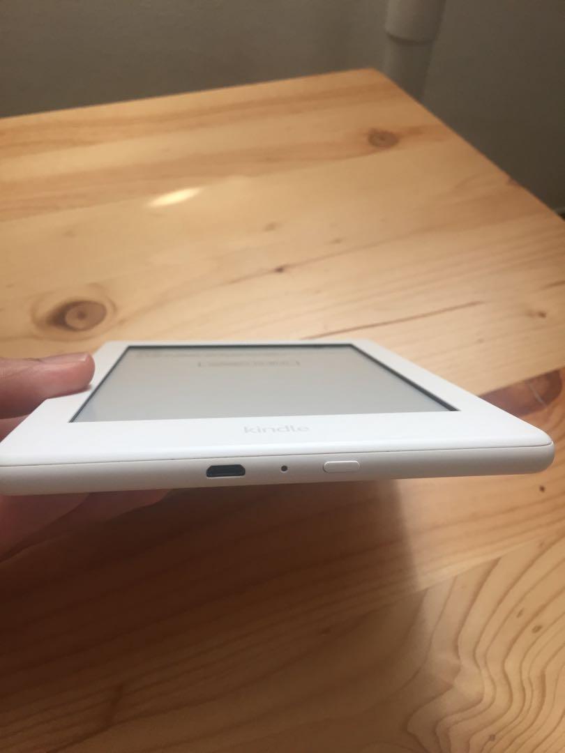 Kindle Basic 2 (8th Gen), Mobile Phones & Gadgets, E-Readers on Carousell