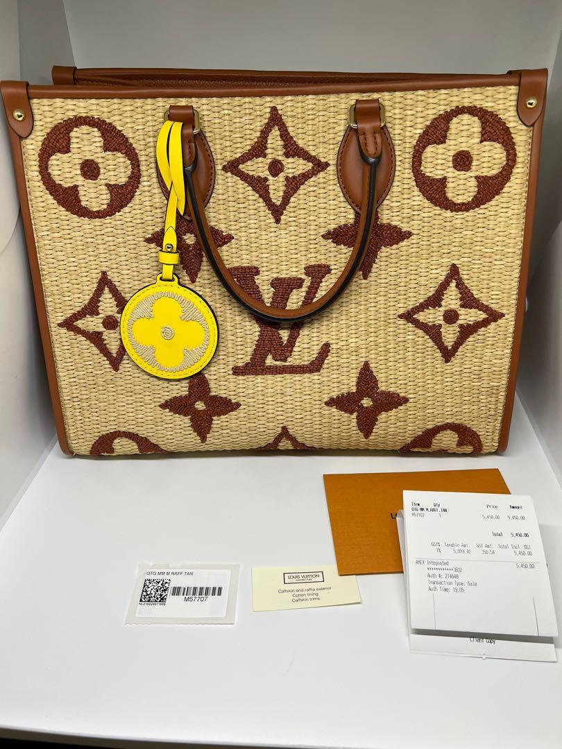 Louis Vuitton On The Go MM raffia, Women's Fashion, Bags & Wallets ...