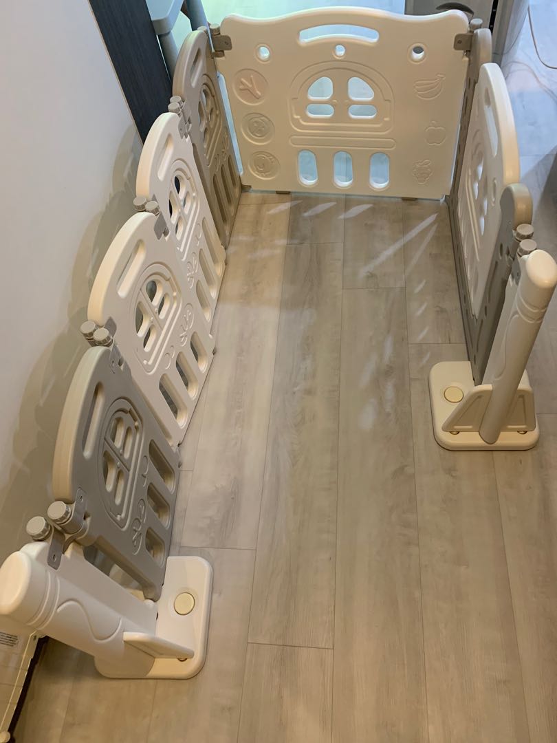 L-shaped play guard, Babies & Kids, Infant Playtime on Carousell