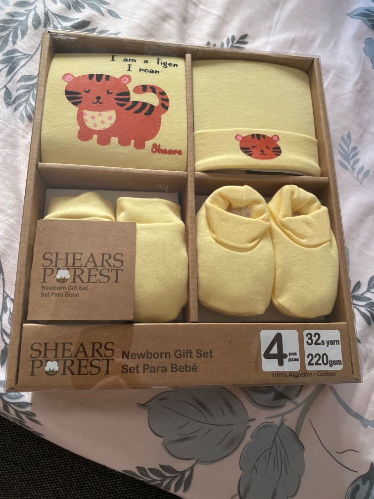 Newborn Gift Set Shears Purest, Babies & Kids, Babies & Kids Fashion on ...
