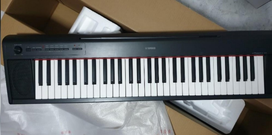 NP-12, Piaggero, Digital, Portable, Piano, Keyboard, Yamaha, NP12, Hobbies & Toys, Music & Media ...