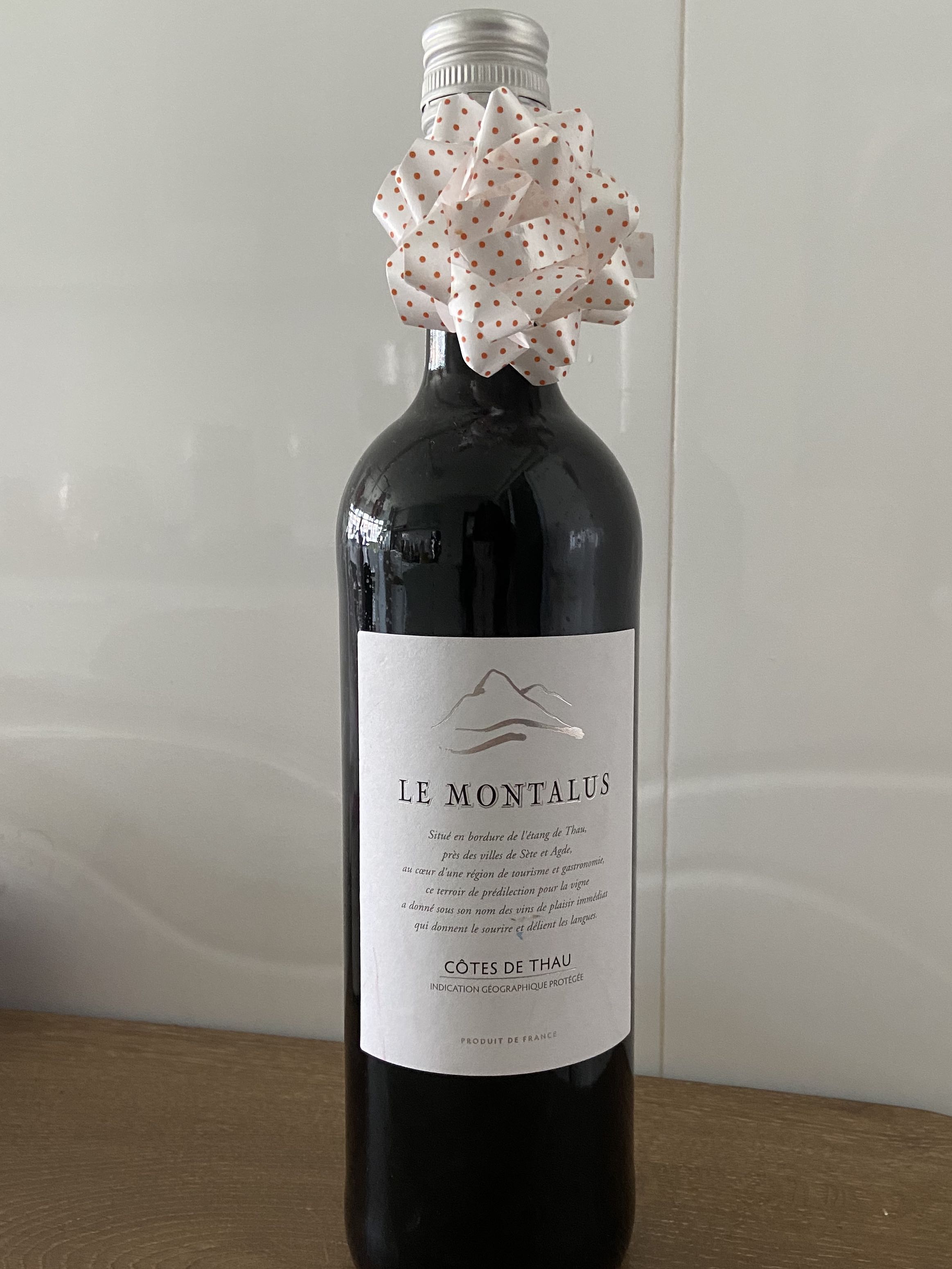 Sealed Le Montalus Alcohol wine Beverages, Food & Drinks, Alcoholic ...