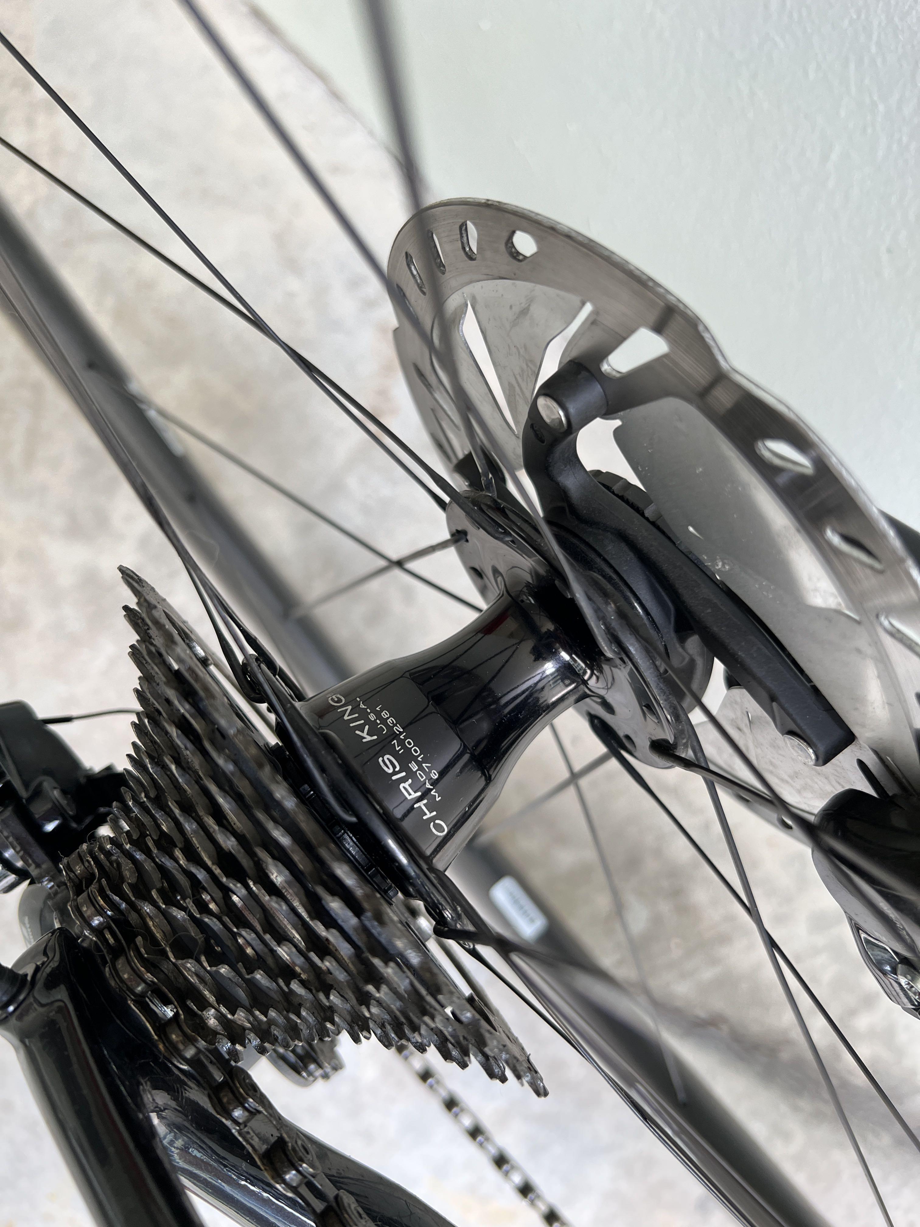 Specialized Tarmac SL6 Disc | Enve 5.6 SES Chris King, Sports Equipment ...