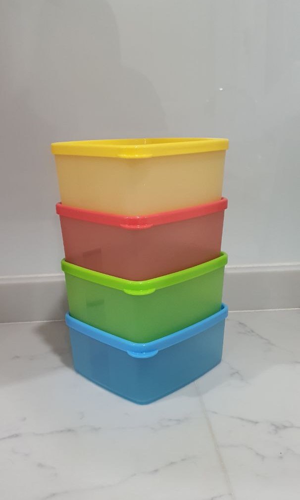 Tupperware Square Round, Furniture & Home Living, Kitchenware ...
