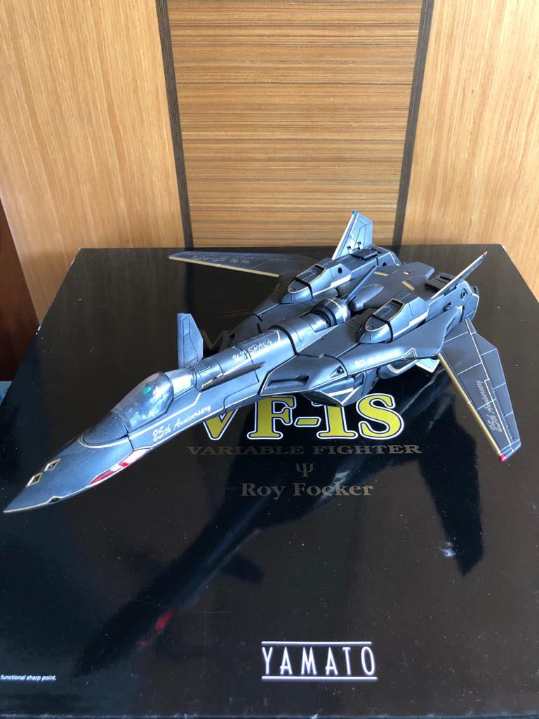 Yamato Macross 25th Anniversary Model (YF-19 & VS-1S), Hobbies & Toys, Memorabilia ...