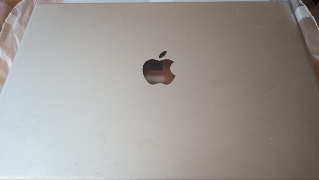 15 inch MacBook pro (1st Gen-parts only), Computers & Tech, Laptops ...