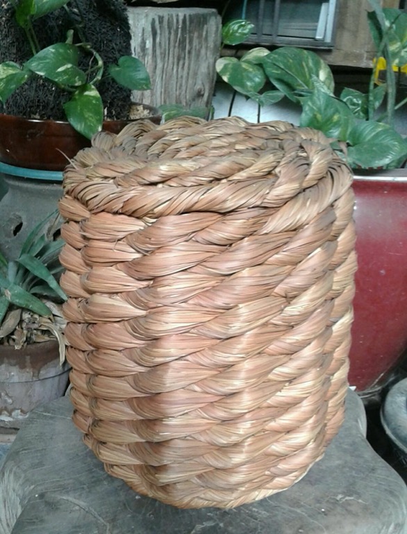 Abaca decor / lamp stand, Furniture & Home Living, Home Decor, Other ...