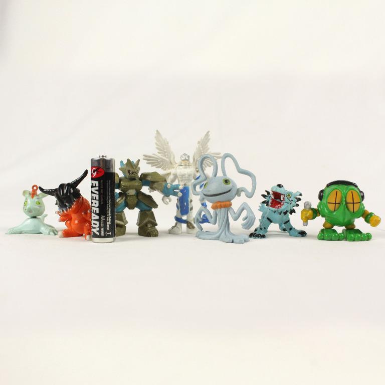 Digimon miniature/figure Set 4, Hobbies & Toys, Collectibles ...