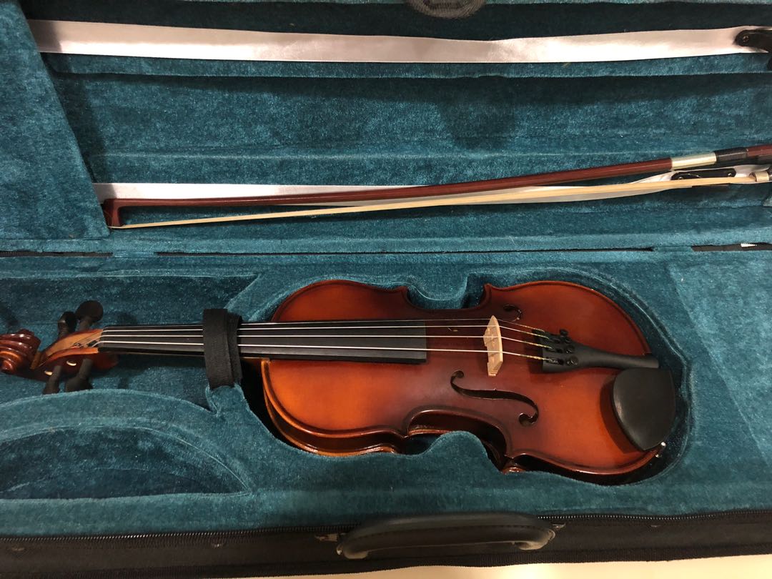 Eurostring violin for kids, Hobbies & Toys, Music & Media, Musical ...