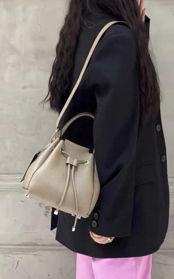 Evoly & Bloom Cowhide Leather Bag, Luxury, Bags & Wallets on Carousell