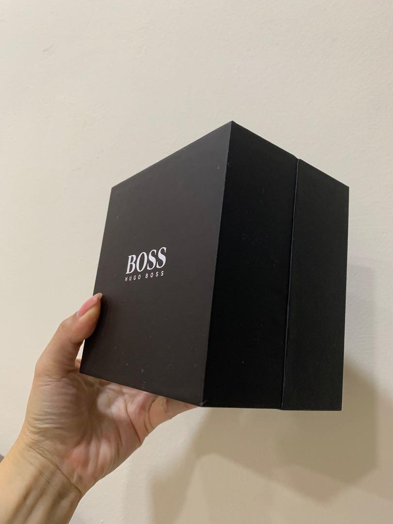Hugo Boss Watch Box, Women's Fashion, Jewelry & Organisers, Accessory ...