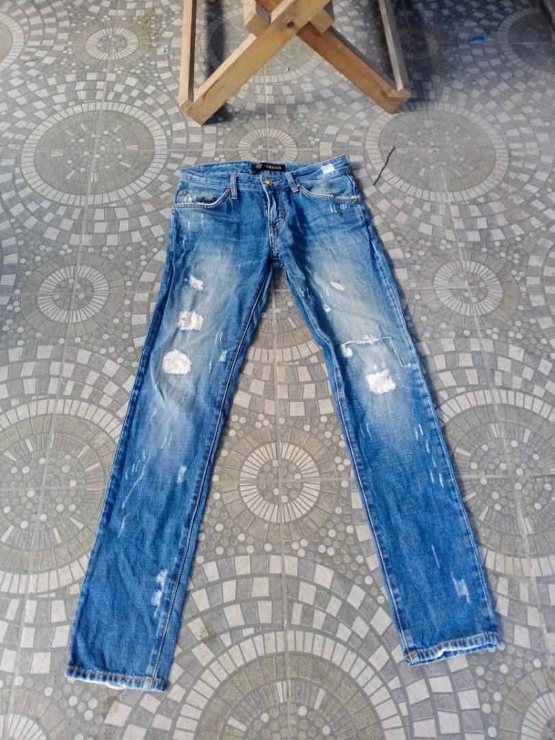 lonta, Men's Fashion, Bottoms, Jeans on Carousell