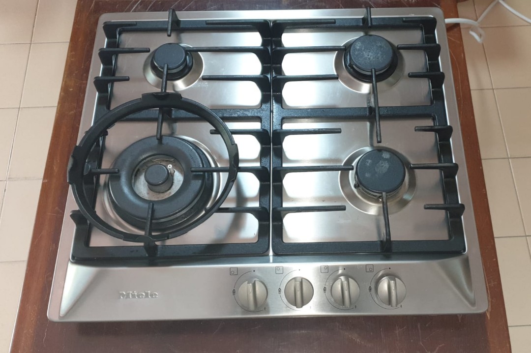 Miele gas Hob Km362-1g, TV & Home Appliances, Kitchen Appliances ...