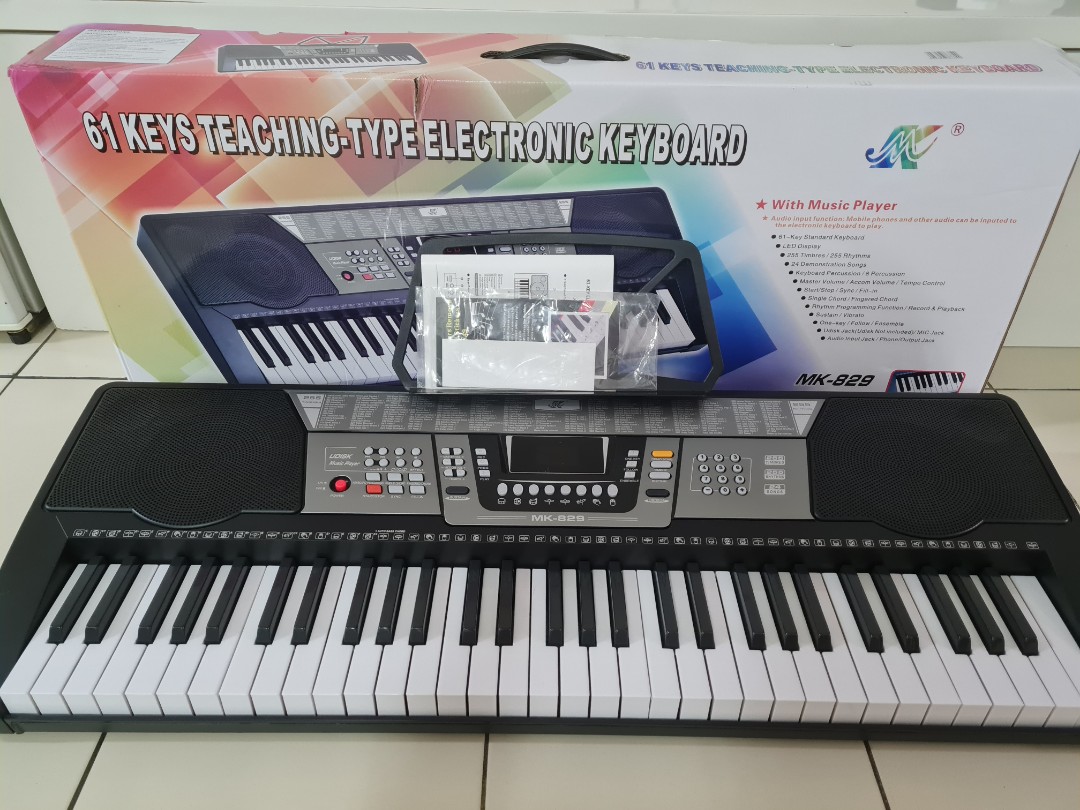 MK 829 Keyboard, Hobbies & Toys, Music & Media, Musical Instruments on ...