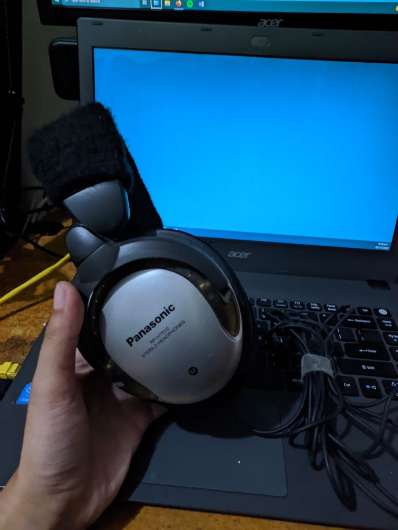 Panasonic Stereo Headphones, Audio, Headphones & Headsets on Carousell