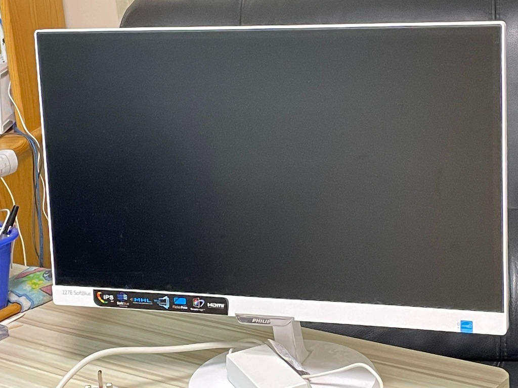 Philips 227E Softblue 22吋 防藍光, 電腦＆科技, 電腦周邊及配件, 電子屏幕 - Carousell