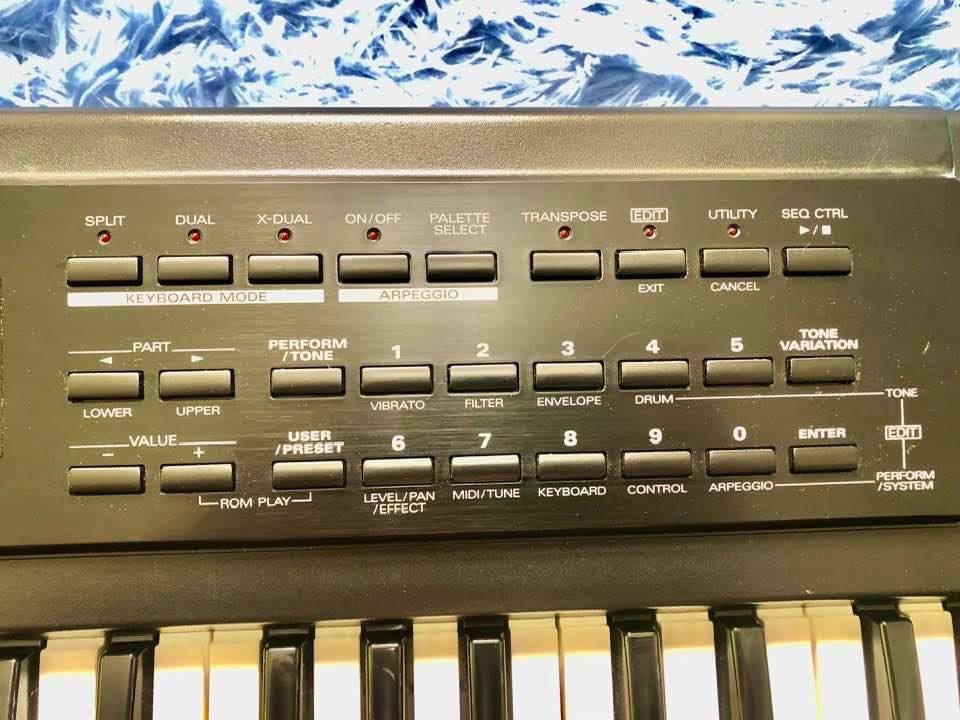 ROLAND XP-10 MULTITIMBRAL SYNTHESIZER, Hobbies & Toys, Music & Media ...
