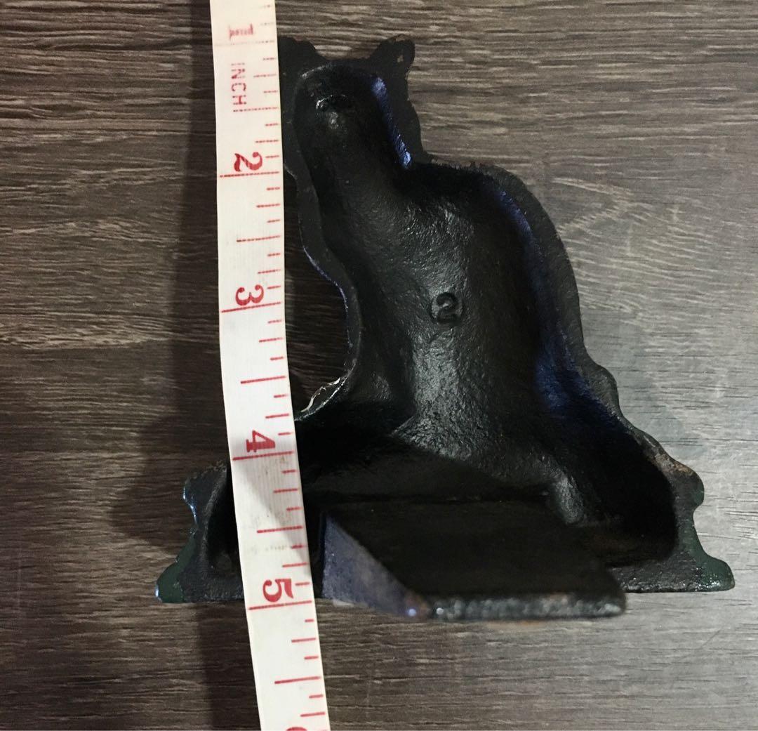 Vintage cast iron black cat door stop, Everything Else, Others on Carousell Vintage cast iron black cat door stop, Everything Else, Others on Carousell