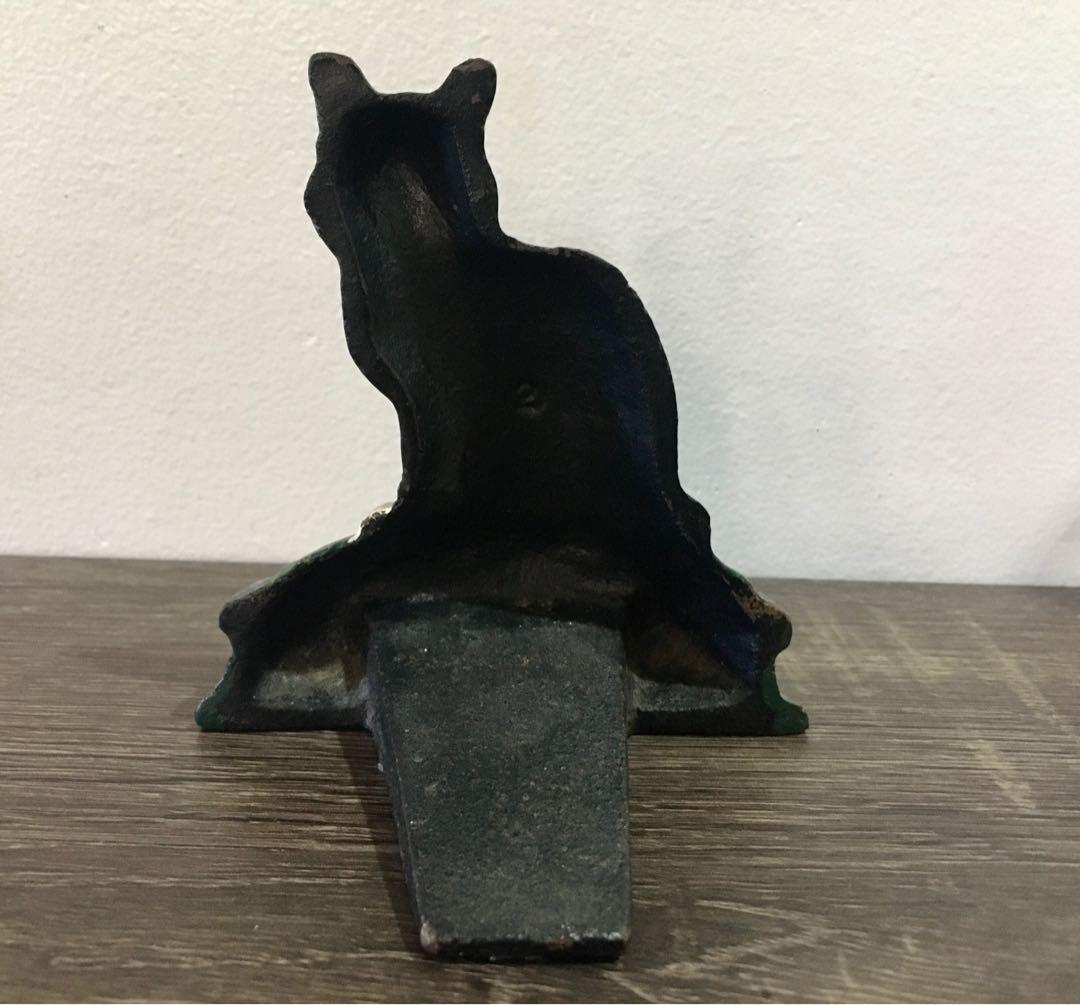 Vintage cast iron black cat door stop, Everything Else, Others on Carousell Vintage cast iron black cat door stop, Everything Else, Others on Carousell