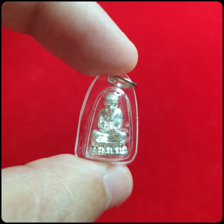 [$18] Mini LP Thuad Loop Lor/LP Thuat, Wat Chang Hai, BE2560, Suitable ...
