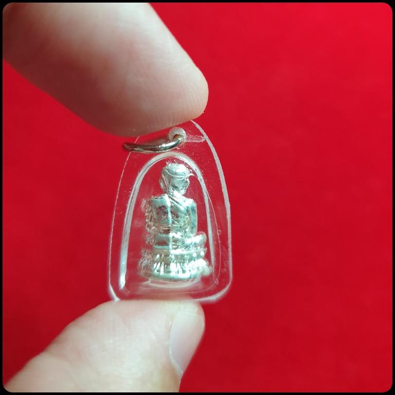 [$18] Mini LP Thuad Loop Lor/LP Thuat, Wat Chang Hai, BE2560, Suitable ...