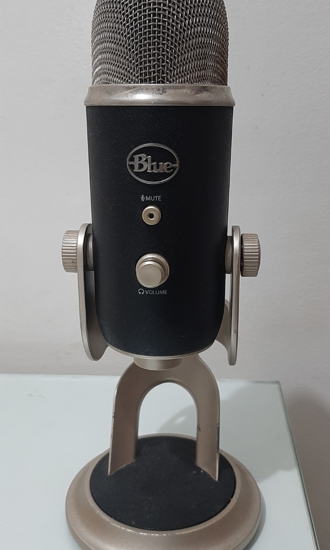 Blue Yeti Pro Microphone, Audio, Microphones on Carousell