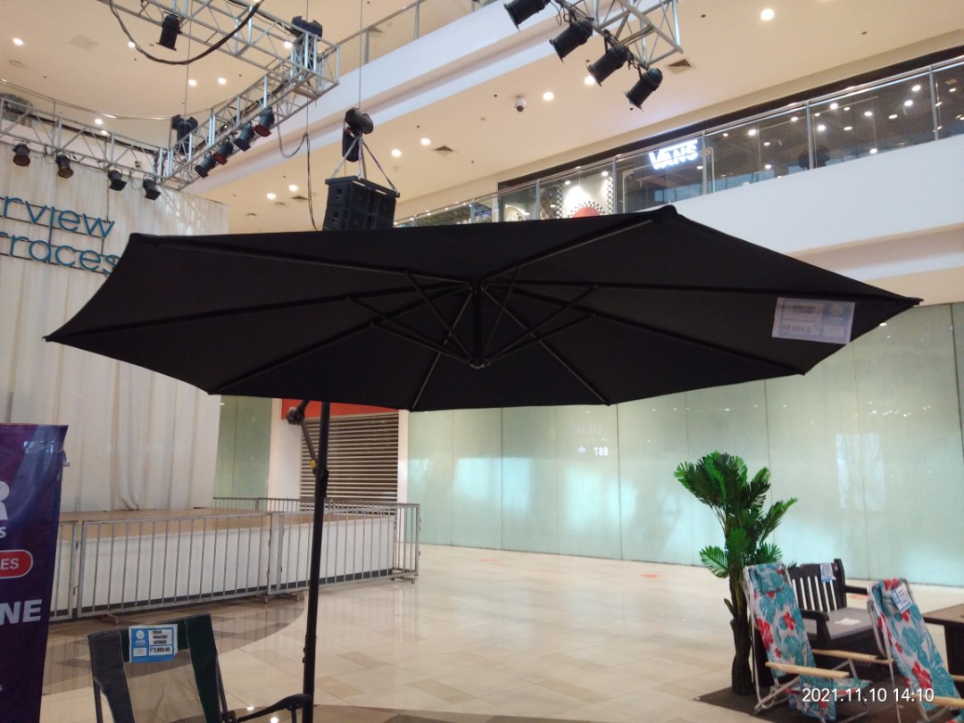 Cantiliver umbrella 3m w/base imported from us Mode of payment Cash ...