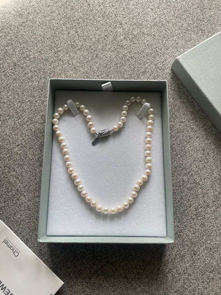 Chomel Freshwater Pearl Necklace, Women's Fashion, Jewelry & Organisers ...