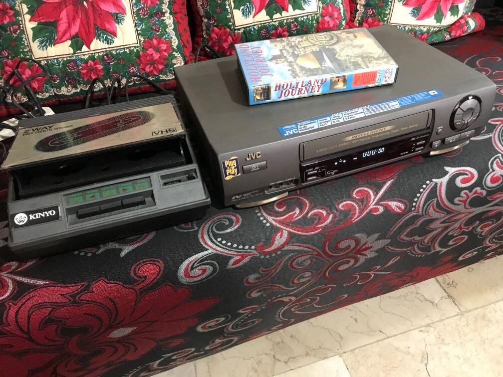 Classic/Classic Sony Betamax Player + JVC VHS Player (with Free ...